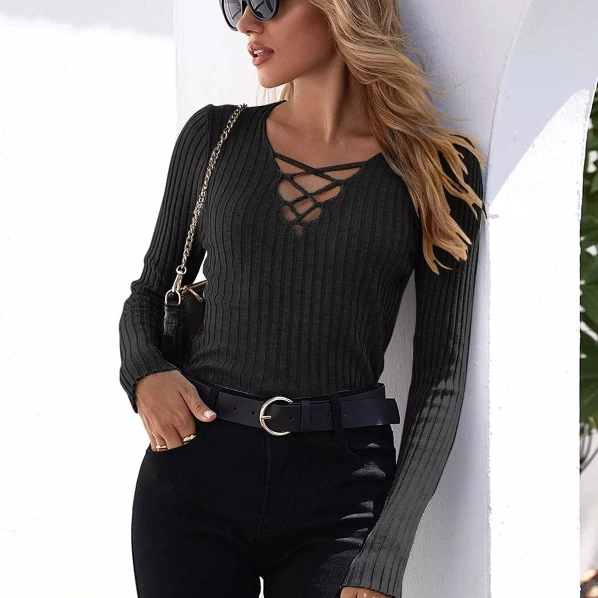 Ribbed Crisscross Detailing Sweater – Beisat