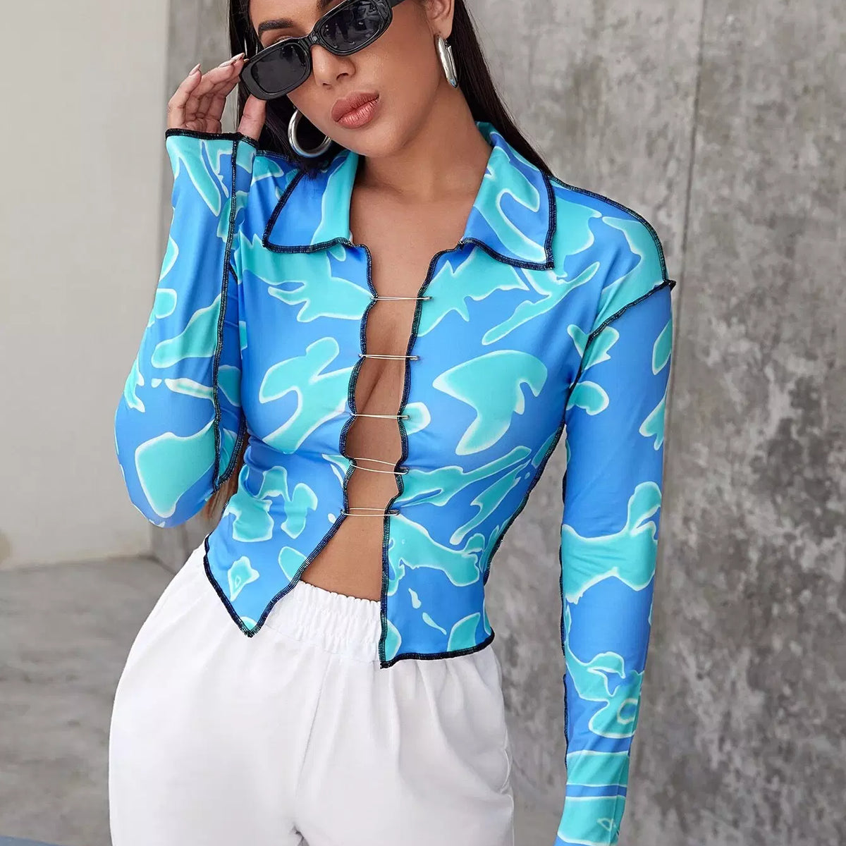 Pin Placket Seam Detail Top – Beisat