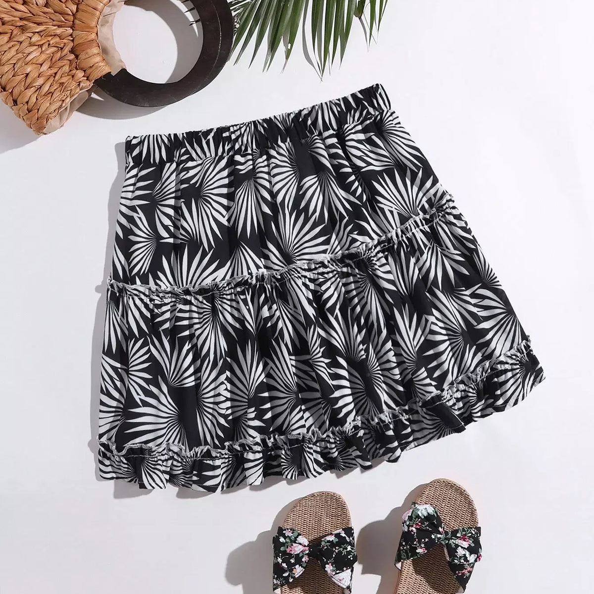 Plus Allover Leaf Layered Skirt – Beisat