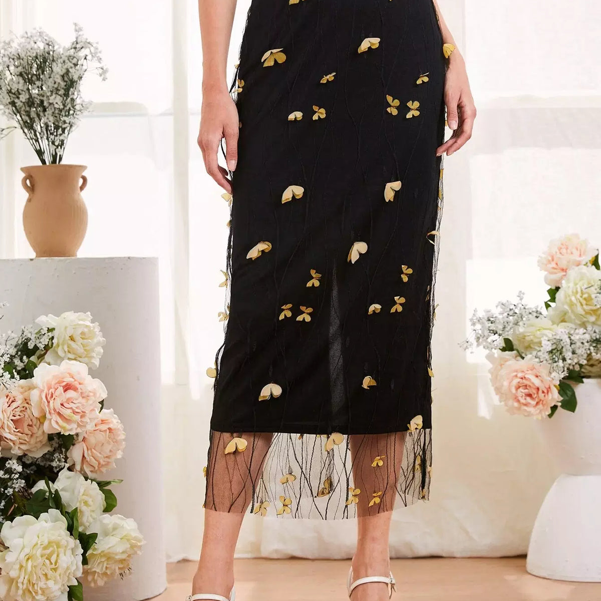 Butterfly Patched Mesh Straight Skirt – Beisat