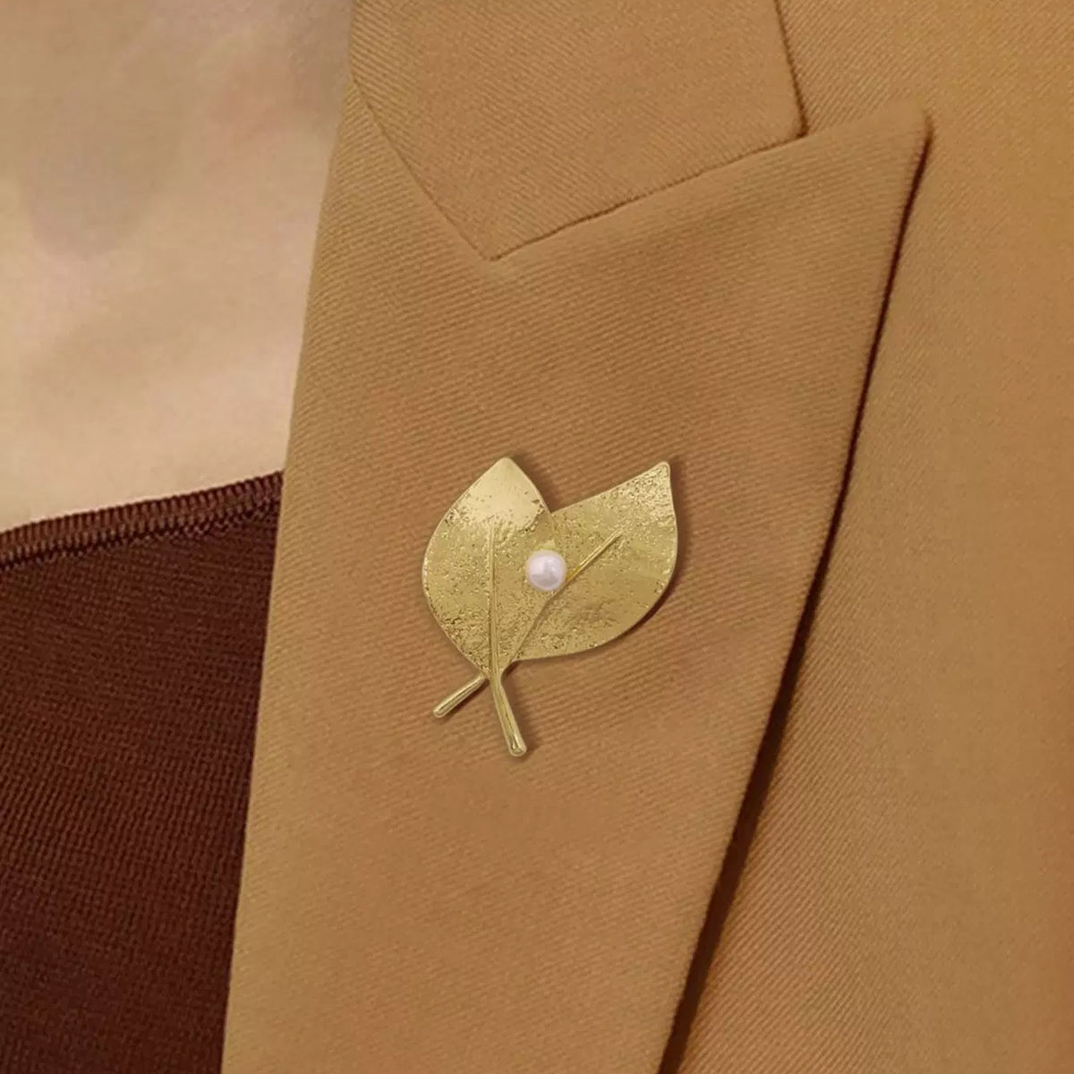 Leaf Design Brooch – Beisat