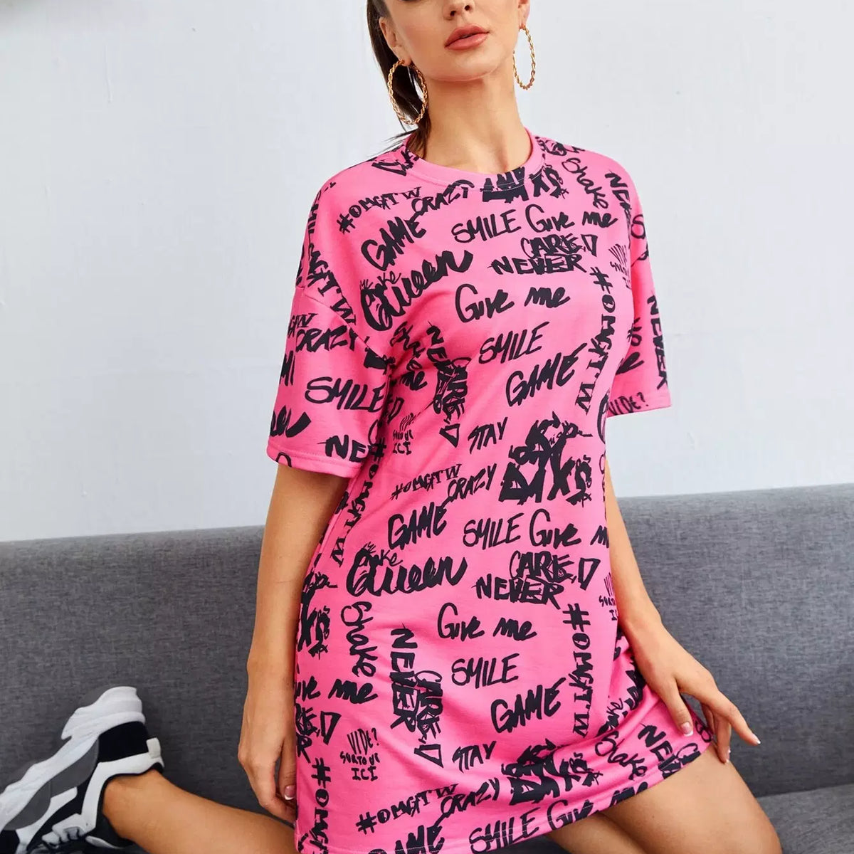 Drop Shoulder Allover Letter Graphic Dress – Beisat