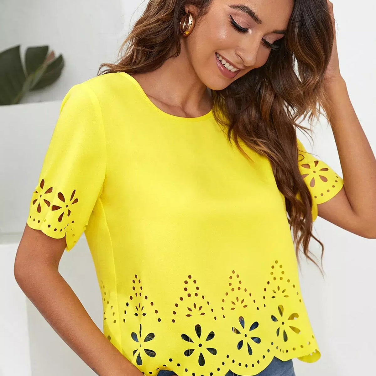 Laser Cut Scallop Edge Top – Beisat