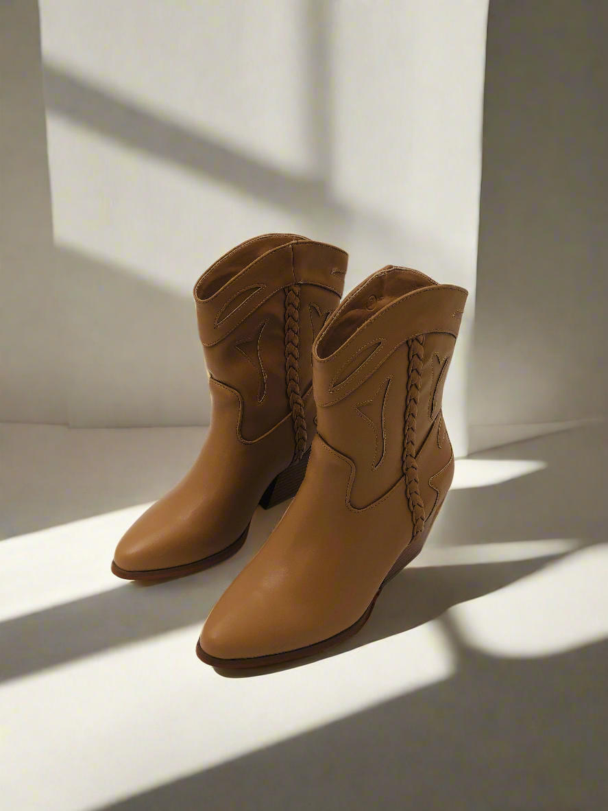 Camel Western Ankle Boots with Heel – Beisat